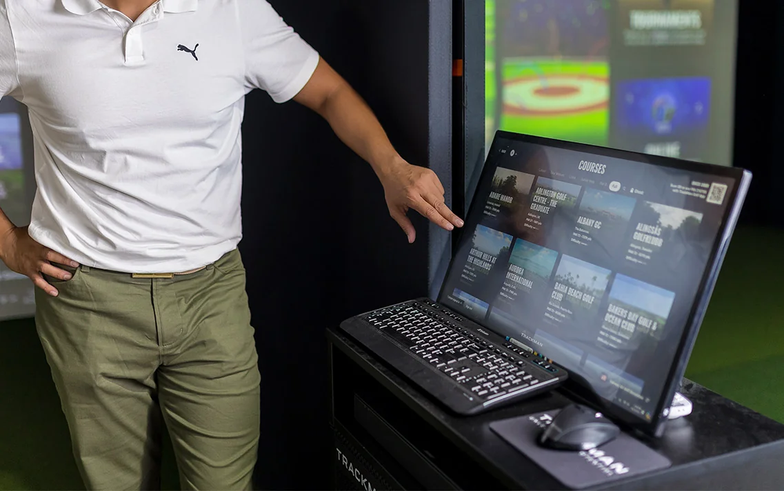 A Golfer’s Journey Through the World of HD Golf Simulators